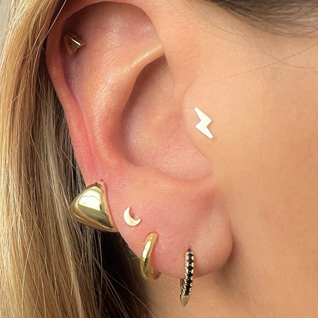 Create a Chic Ear Stack with Multiple Piercings – Helix & Conch